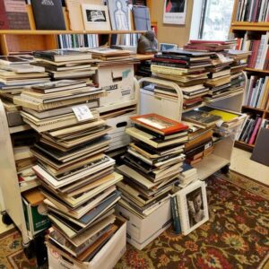 Bookcore: How Everyone Is Dressing Like a Bookstore Regular — Die ...